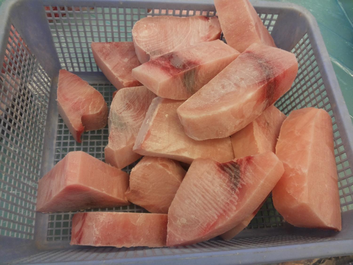 CO SKIN-ON, BONELES SWORDFISH STEAK